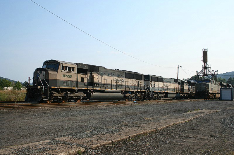 BNSF 9569